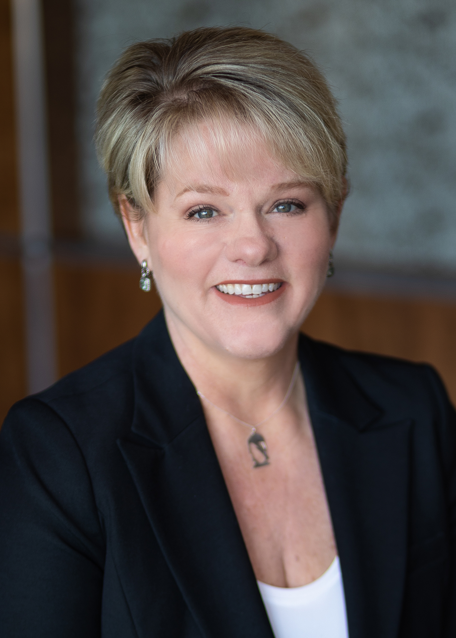 Stephanie Sanker, CCIM, SIOR | S.L. Nusbaum Realty Co.