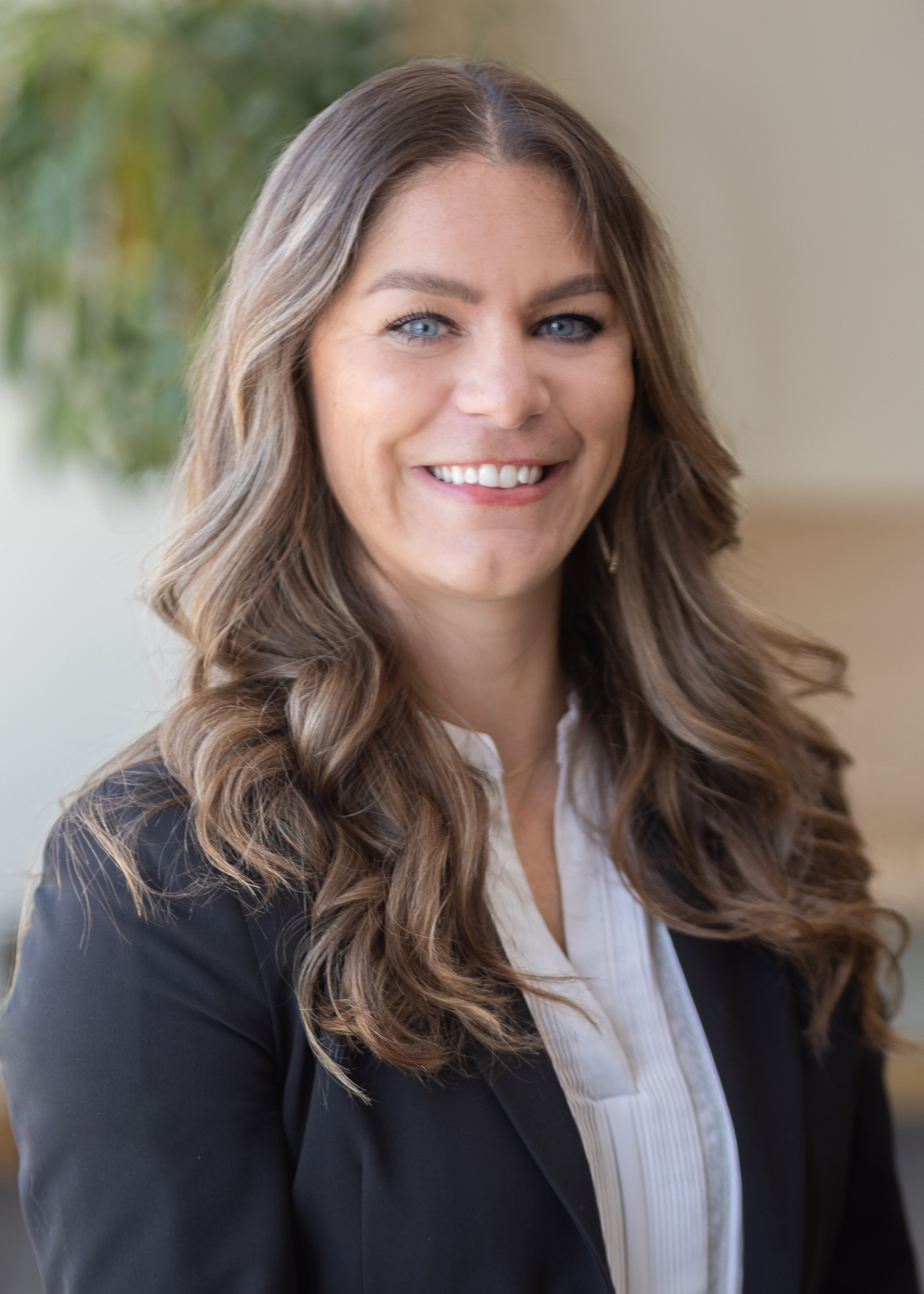 Ariah Rogers | S.L. Nusbaum Realty Co.